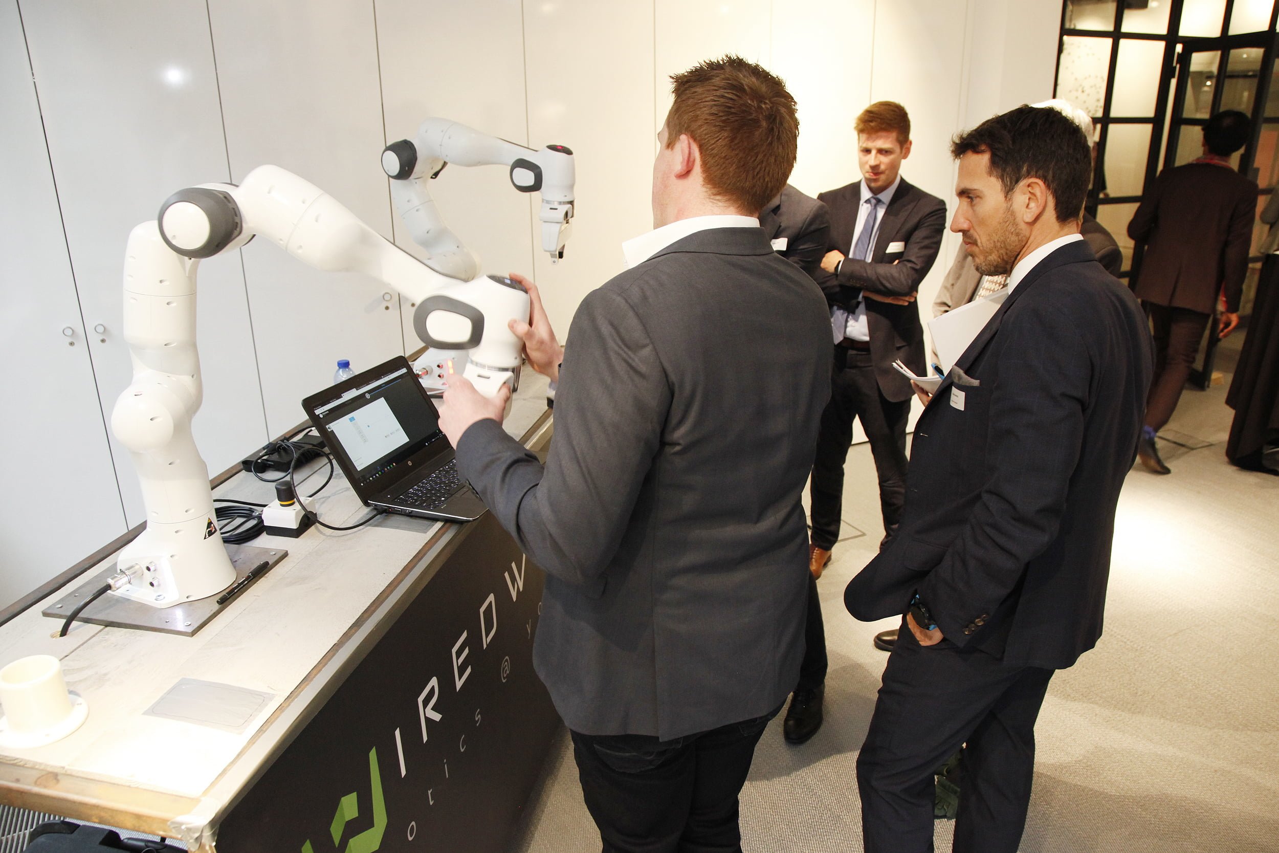 7 advantages of cobots! Why choose collaborative robots? Blog