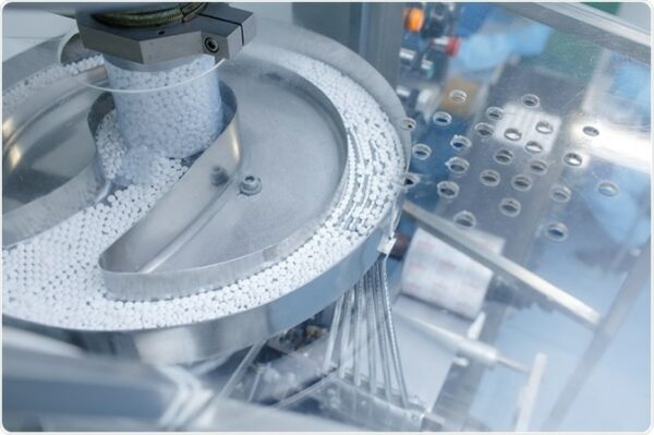 6 applications of robots in the pharmaceutical industry | WiredWorkers