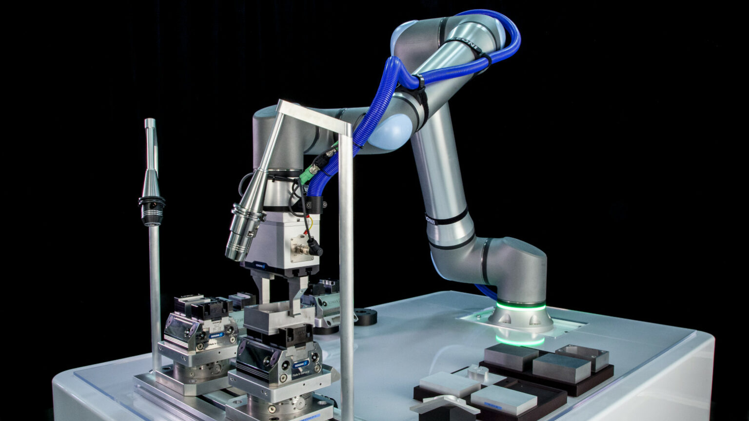 Universal Robots UR20 | The largest cobot. Redefined